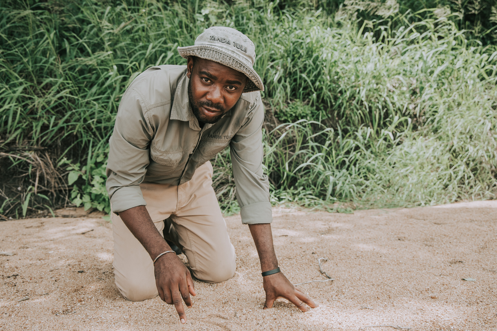 The Art of Tracking: A Legacy of Conservation - Tanda Tula